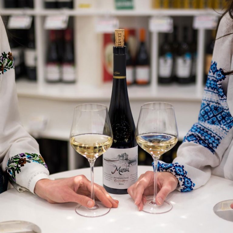 Premieră pentru vinul românesc la Mundus Vini - Jidvei: Vinuri albe ...